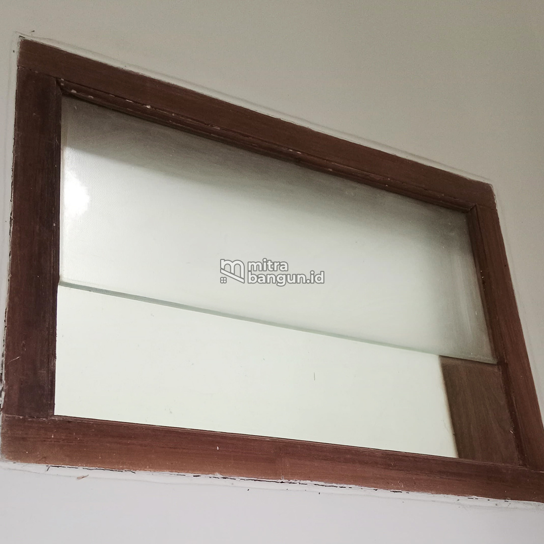 Berikut Ini 12 Jendela Kamar Mandi dengan Berbagai Model - Mitrabangun.id